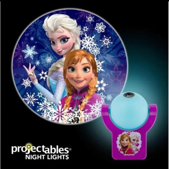 Other | Projectables Little Girl Night Light Nightlight Anna And Elsa ...